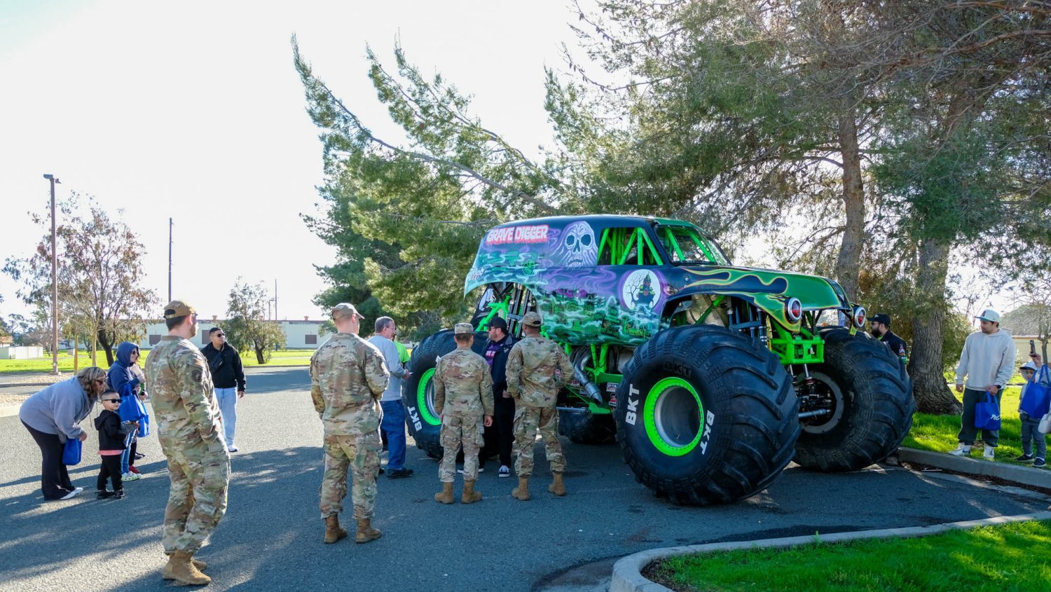 Travis AFB Exchange Hosts Legendary Monster Truck ‘Grave Digger’ – The ...
