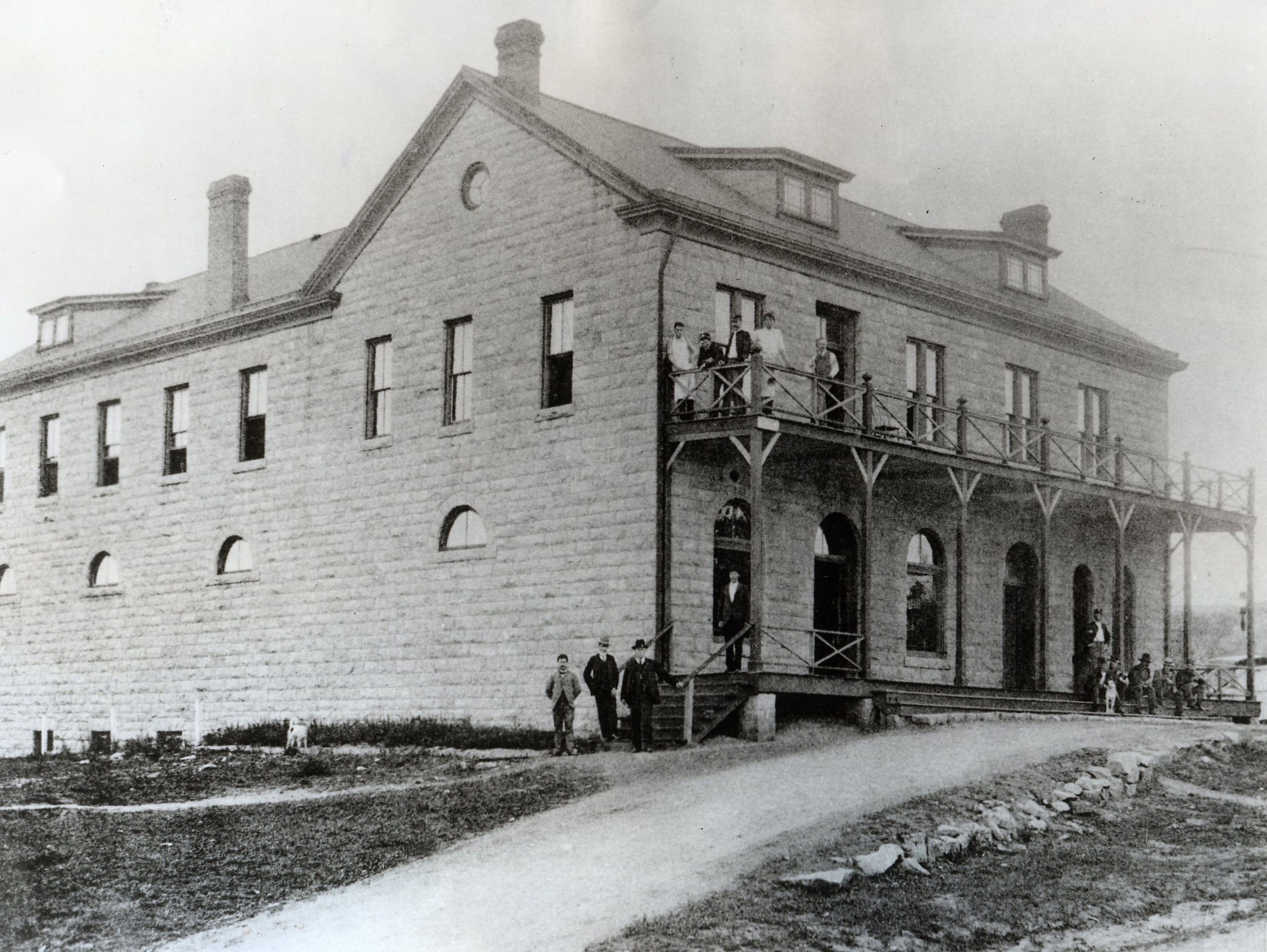 #FlashbackFriday: Evolution of the Exchange—Post Traders and Canteens ...